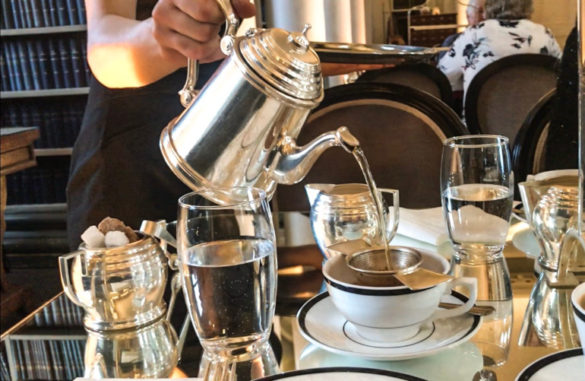 High tea - et must når du besøger Edinburgh - Rejsestien